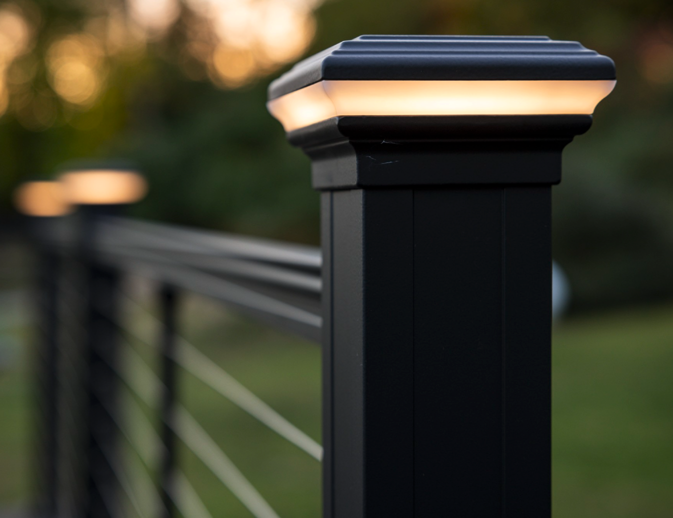 Outlook Aluminum Railing Series - Key-Link Fencing & Railing | Keylink